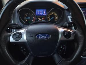 Grey Ford Focus 2012 in Jekabpils, with an engine capacity of 1.60 L and mileage of 291 thousand km for 4490 €, photo 28 on AUTOMOTO.COM.LV