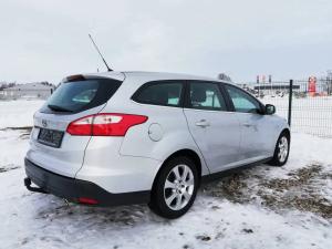 Grey Ford Focus 2012 in Saldus, with an engine capacity of 2.00 L and mileage of 258 thousand km for 4990 €, photo 3 on AUTOMOTO.COM.LV