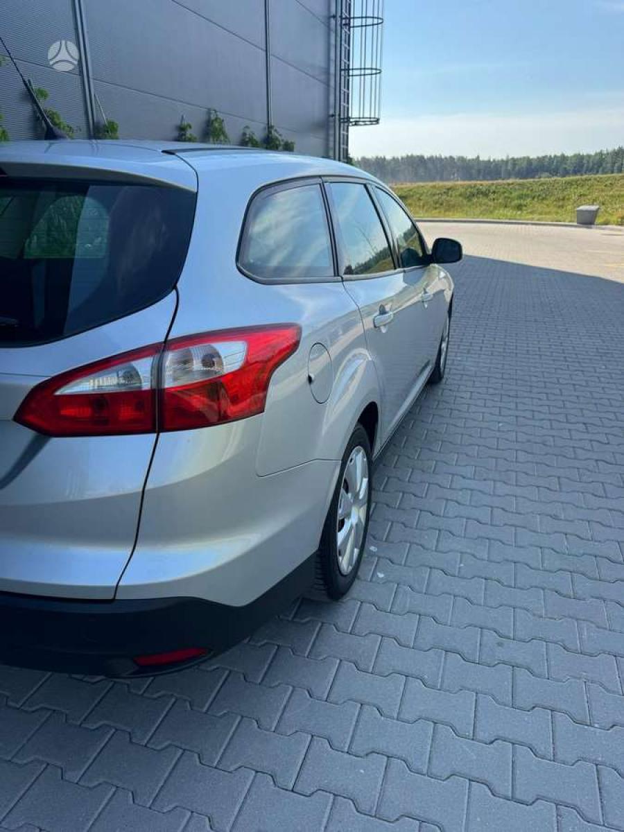 Grey Ford Focus 2012 in Vilnius, with an engine capacity of 1.56 L and mileage of 200 thousand km for 2750 €, photo 7 on AUTOMOTO.COM.LV