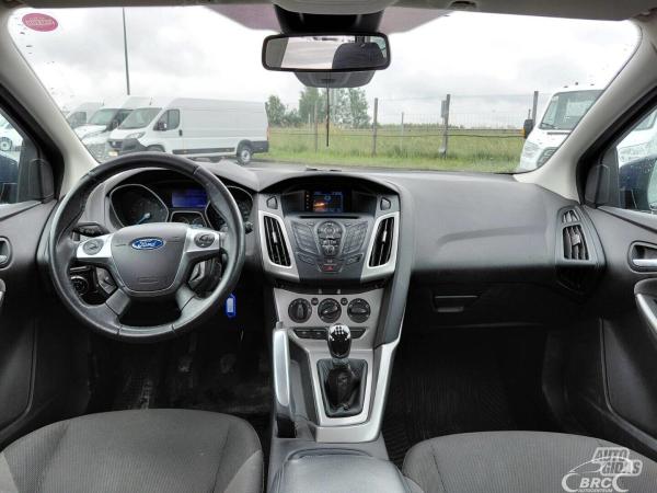 Grey Ford Focus 2012 in Avizieniai, with an engine capacity of 1.00 L and mileage of 156 thousand km for 3500 €, photo 5 on AUTOMOTO.COM.LV