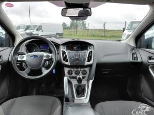 Grey Ford Focus 2012 in Avizieniai, with an engine capacity of 1.00 L and mileage of 156 thousand km for 3500 €, photo 6 on AUTOMOTO.COM.LV