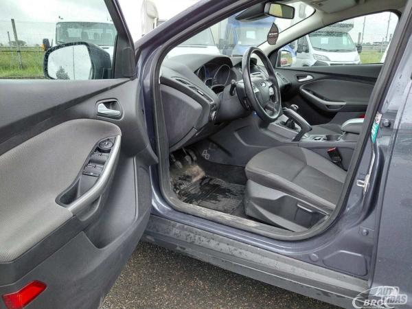 Grey Ford Focus 2012 in Avizieniai, with an engine capacity of 1.00 L and mileage of 156 thousand km for 3500 €, photo 7 on AUTOMOTO.COM.LV