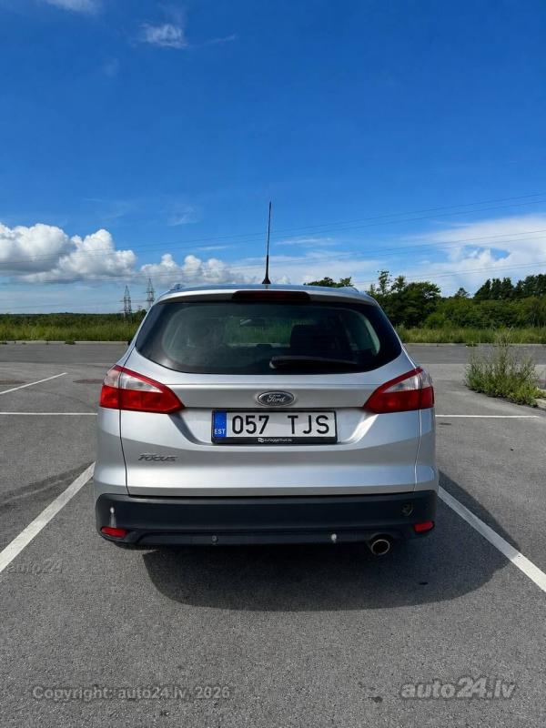 Grey Ford Focus 2012 in Tallinn, with an engine capacity of 2.00 L and mileage of 231 thousand km for 1600 €, photo 4 on AUTOMOTO.COM.LV