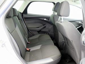 Pelēks Ford Focus 2012 Tallina, ar dzinēja tilpumu 1.60 L un nobraukumu 167 tūkst. km par 1199 €, foto 8 vietnē AUTOMOTO.COM.LV