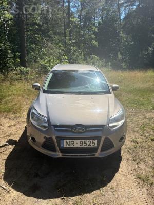 Grey Ford Focus 2012 in Riga, with an engine capacity of 1.60 L and mileage of 524 thousand km for 1950 €, photo  on AUTOMOTO.COM.LV