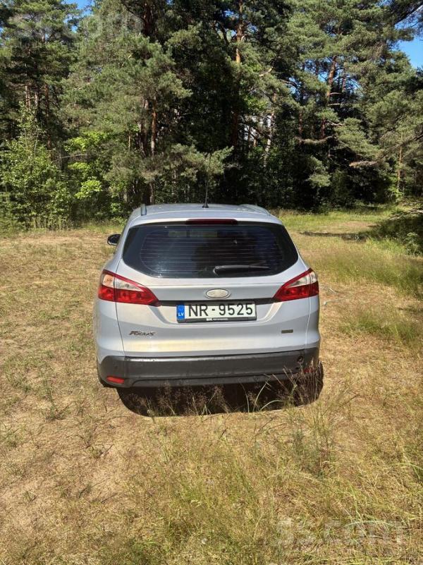 Grey Ford Focus 2012 in Riga, with an engine capacity of 1.60 L and mileage of 524 thousand km for 1950 €, photo 3 on AUTOMOTO.COM.LV