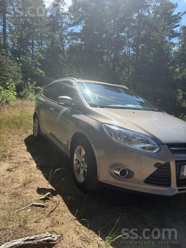 Grey Ford Focus 2012 in Riga, with an engine capacity of 1.60 L and mileage of 524 thousand km for 1950 €, photo 7 on AUTOMOTO.COM.LV