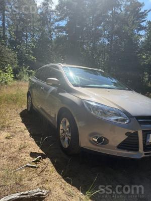 Pelēks Ford Focus 2012 Rīga, ar dzinēja tilpumu 1.60 L un nobraukumu 524 tūkst. km par 1950 €, foto 8 vietnē AUTOMOTO.COM.LV