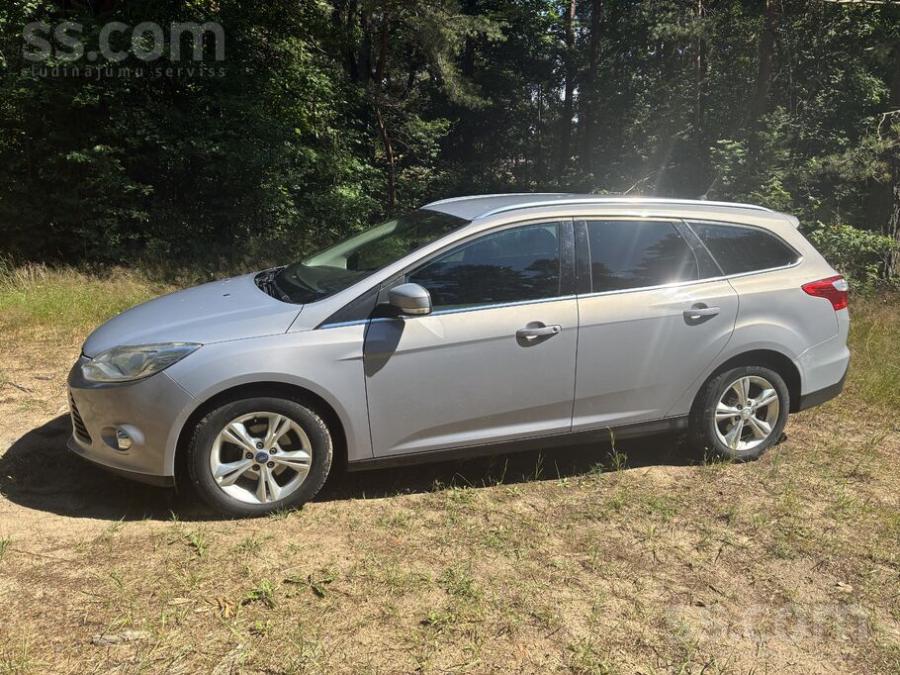 Pelēks Ford Focus 2012 Rīga, ar dzinēja tilpumu 1.60 L un nobraukumu 524 tūkst. km par 1950 €, foto 10 vietnē AUTOMOTO.COM.LV