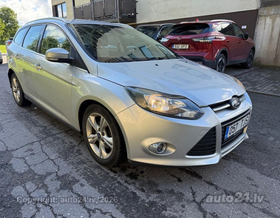 Pelēks Ford Focus 2012 Tallina, ar dzinēja tilpumu 2.00 L un nobraukumu 230 tūkst. km par 1500 €, foto 1 vietnē AUTOMOTO.COM.LV
