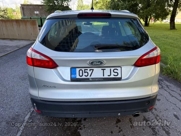 Pelēks Ford Focus 2012 Tallina, ar dzinēja tilpumu 2.00 L un nobraukumu 230 tūkst. km par 1500 €, foto 5 vietnē AUTOMOTO.COM.LV