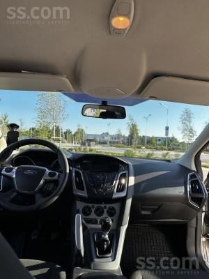 Grey Ford Focus 2012 in Riga, with an engine capacity of 1.60 L and mileage of 303 thousand km for 2500 €, photo 8 on AUTOMOTO.COM.LV