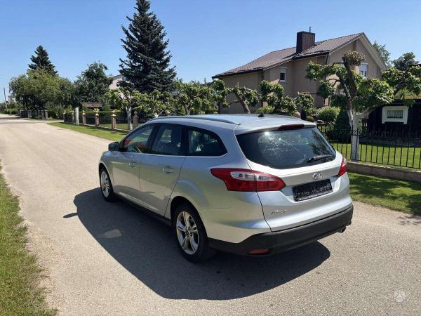 Grey Ford Focus 2012 in Jurbarkas, with an engine capacity of 2.00 L and mileage of 202 thousand km for 3400 €, photo 3 on AUTOMOTO.COM.LV