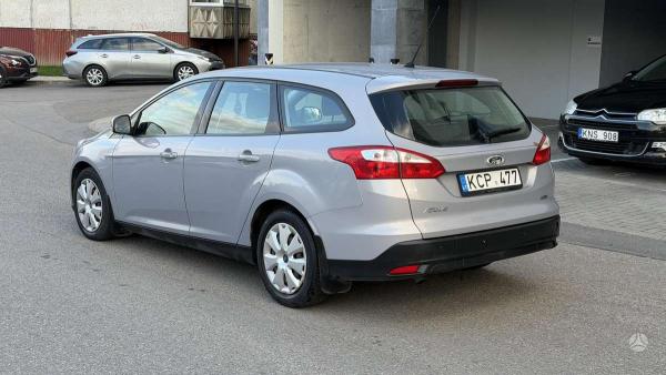 Pelēks Ford Focus 2012 Viļņa, ar dzinēja tilpumu 1.00 L un nobraukumu 295 tūkst. km par 1450 €, foto 5 vietnē AUTOMOTO.COM.LV