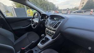 Grey Ford Focus 2012 in Vilnius, with an engine capacity of 1.00 L and mileage of 295 thousand km for 1450 €, photo 16 on AUTOMOTO.COM.LV