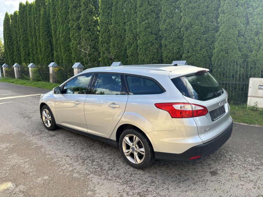 Pelēks Ford Focus 2012 Jurbarkas, ar dzinēja tilpumu 2.00 L un nobraukumu 202 tūkst. km par 3100 €, foto 8 vietnē AUTOMOTO.COM.LV