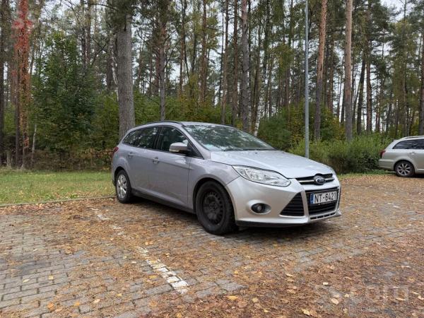 Ford Focus 2012 Rīga vietnē Pelēks Ford Focus 2012 Rīga, ar dzinēja tilpumu 1.60 L un nobraukumu 475 tūkst. km par 1500 €, foto 6 vietnē AUTOMOTO.COM.LV