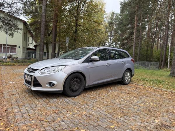 Ford Focus 2012 Rīga vietnē Pelēks Ford Focus 2012 Rīga, ar dzinēja tilpumu 1.60 L un nobraukumu 475 tūkst. km par 1500 €, foto 7 vietnē AUTOMOTO.COM.LV