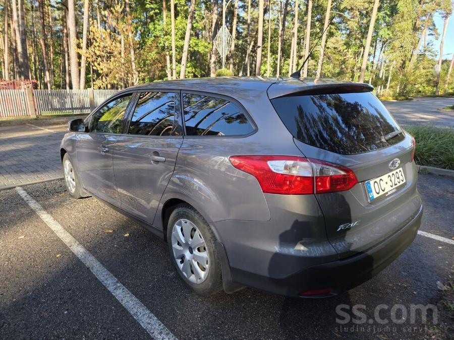 Pelēks Ford Focus 2012 Jūrmala, ar dzinēja tilpumu 1.60 L un nobraukumu 172 tūkst. km par 5350 €, foto 12 vietnē AUTOMOTO.COM.LV