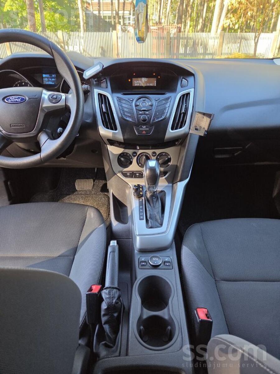 Pelēks Ford Focus 2012 Jūrmala, ar dzinēja tilpumu 1.60 L un nobraukumu 172 tūkst. km par 5350 €, foto 16 vietnē AUTOMOTO.COM.LV