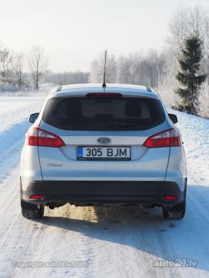 Grey Ford Focus 2013 in Tallinn, with an engine capacity of 1.60 L and mileage of 323 thousand km for 2690 €, photo 3 on AUTOMOTO.COM.LV