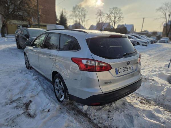 Pelēks Ford Focus 2013 Tauragė, ar dzinēja tilpumu 1.56 L un nobraukumu 240 tūkst. km par 3750 €, foto 4 vietnē AUTOMOTO.COM.LV
