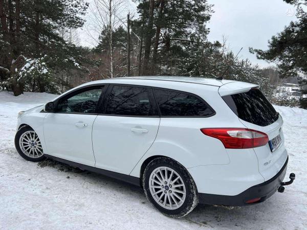 Pelēks Ford Focus 2013 Viļņa, ar dzinēja tilpumu 2.00 L un nobraukumu 276 tūkst. km par 2999 €, foto 9 vietnē AUTOMOTO.COM.LV