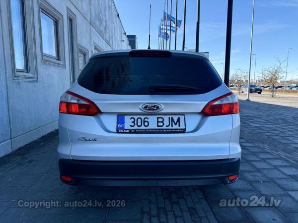 Pelēks Ford Focus 2013 Tallina, ar dzinēja tilpumu 1.60 L un nobraukumu 257 tūkst. km par 4990 €, foto 8 vietnē AUTOMOTO.COM.LV