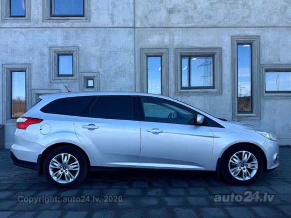Grey Ford Focus 2013 in Tallinn, with an engine capacity of 1.60 L and mileage of 257 thousand km for 4990 €, photo 5 on AUTOMOTO.COM.LV