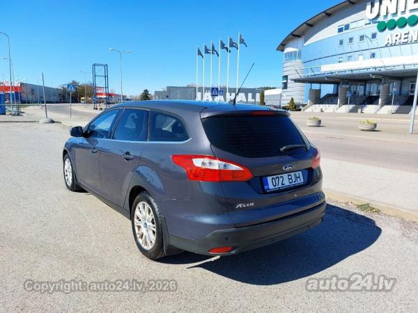 Pelēks Ford Focus 2013 Tallina, ar dzinēja tilpumu 1.60 L un nobraukumu 141 tūkst. km par 4200 €, foto 5 vietnē AUTOMOTO.COM.LV