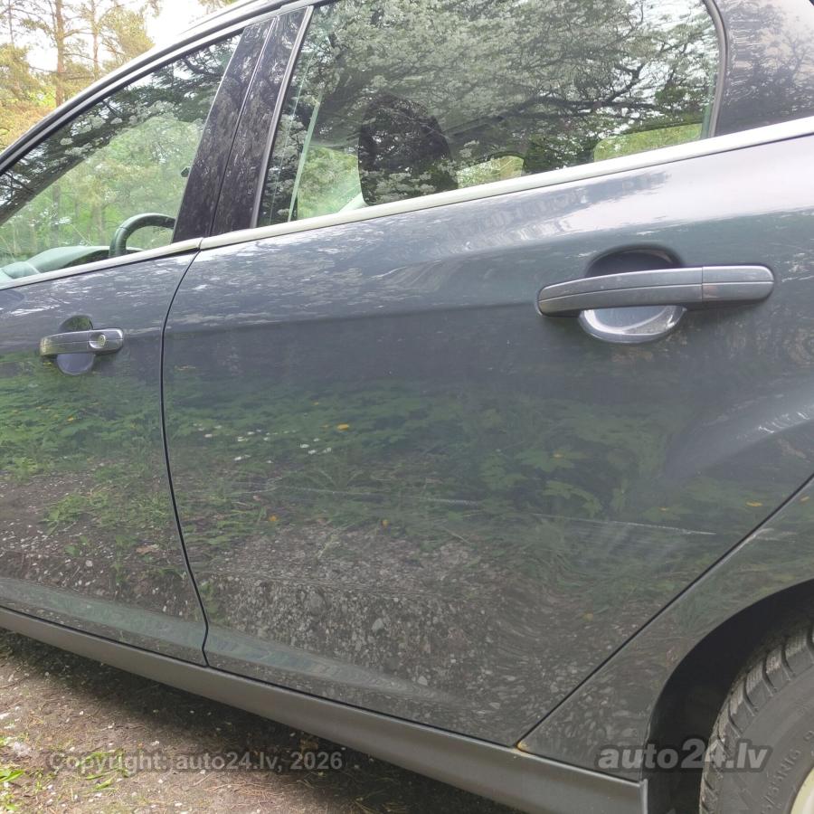 Grey Ford Focus 2013 in Tallinn, with an engine capacity of 1.60 L and mileage of 292 thousand km for 4500 €, photo 5 on AUTOMOTO.COM.LV