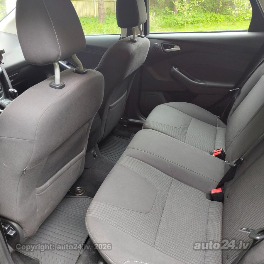 Grey Ford Focus 2013 in Tallinn, with an engine capacity of 1.60 L and mileage of 292 thousand km for 4500 €, photo 7 on AUTOMOTO.COM.LV