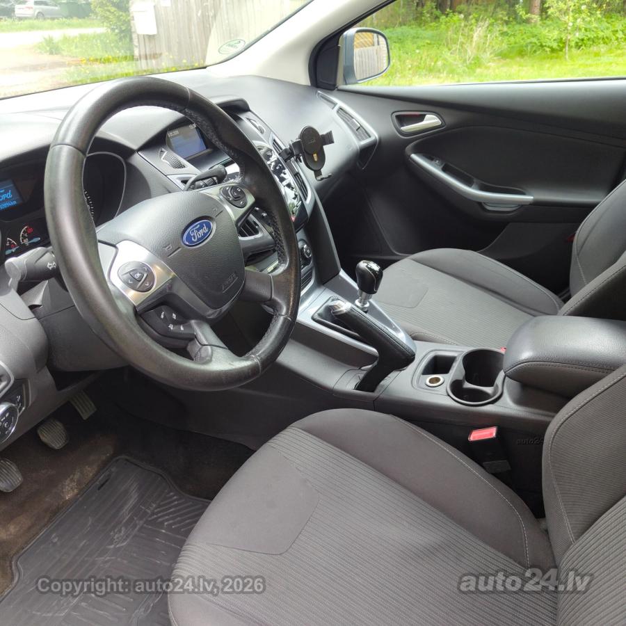 Grey Ford Focus 2013 in Tallinn, with an engine capacity of 1.60 L and mileage of 292 thousand km for 4500 €, photo 9 on AUTOMOTO.COM.LV