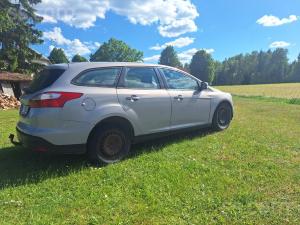 Pelēks Ford Focus 2013 Tukums, ar dzinēja tilpumu 1.60 L un nobraukumu 380 tūkst. km par 2100 €, foto 4 vietnē AUTOMOTO.COM.LV
