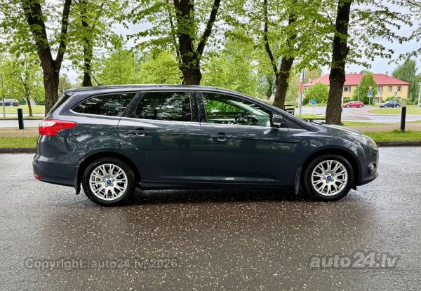 Grey Ford Focus 2013 in Tallinn, with an engine capacity of 1.60 L and mileage of 141 thousand km for 5799 €, photo 5 on AUTOMOTO.COM.LV