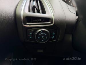 Grey Ford Focus 2013 in Tallinn, with an engine capacity of 1.60 L and mileage of 141 thousand km for 5799 €, photo 12 on AUTOMOTO.COM.LV