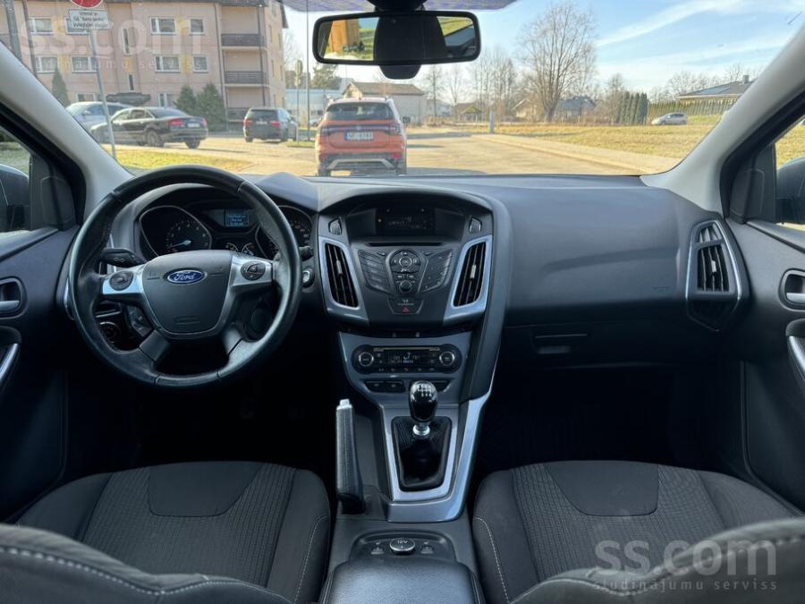 Grey Ford Focus 2013 in Valmiera, with an engine capacity of 1.00 L and mileage of 200 thousand km for 4250 €, photo 13 on AUTOMOTO.COM.LV