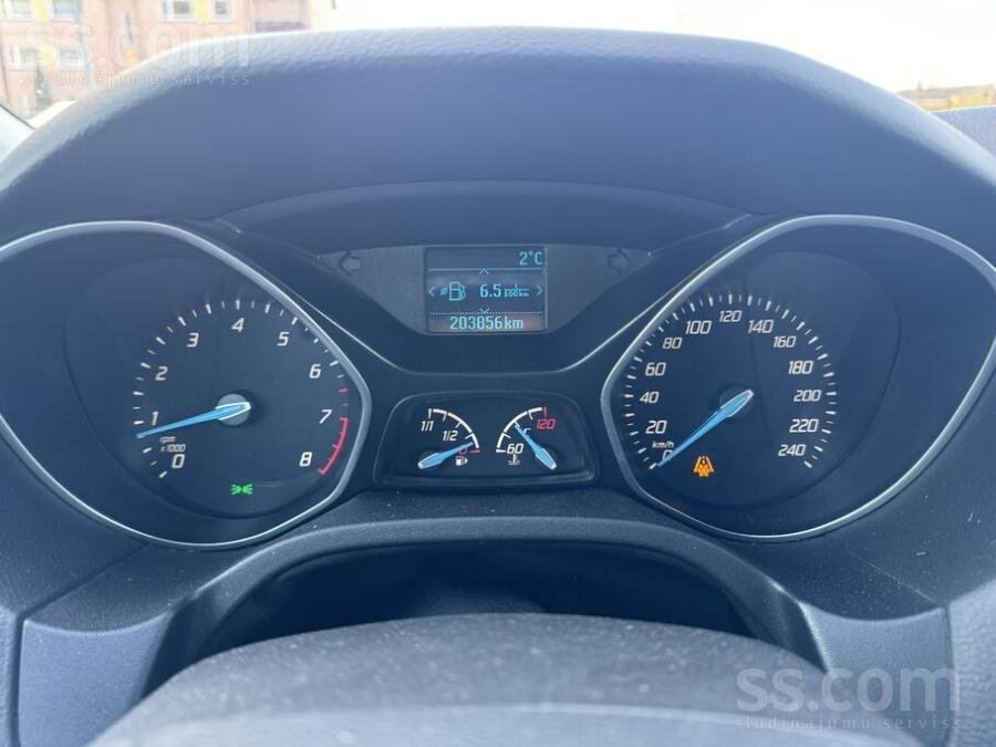 Grey Ford Focus 2013 in Valmiera, with an engine capacity of 1.00 L and mileage of 200 thousand km for 4250 €, photo 16 on AUTOMOTO.COM.LV