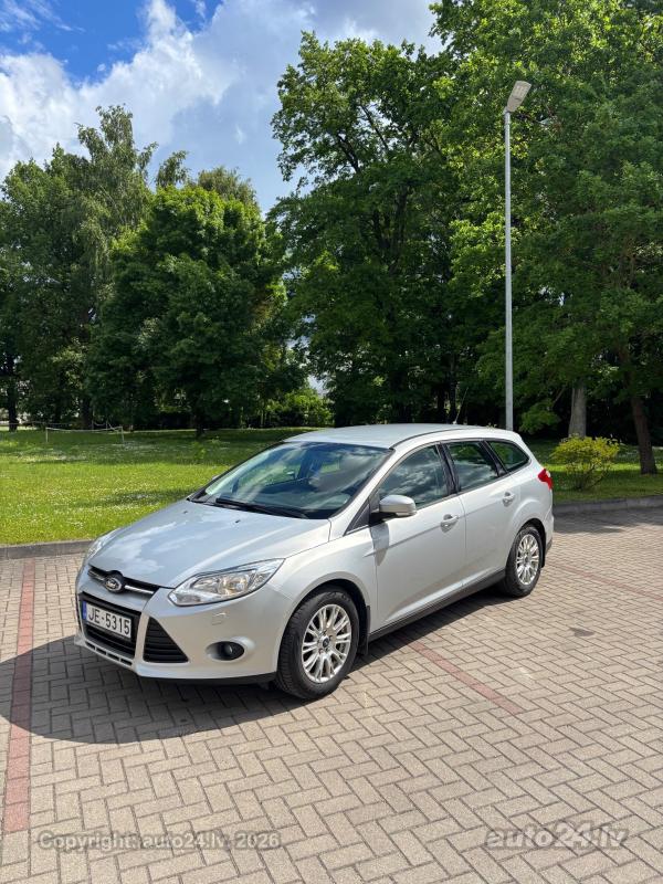 Серый Форд Фокус 2013 в Елгава, объемом двигателя 1.60 л и пробегом 123 тыс. км за 4500 €, фото 2 на AUTOMOTO.COM.LV