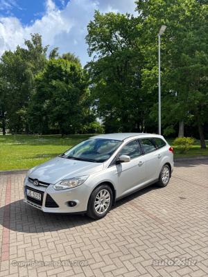 Pelēks Ford Focus 2013 Jelgava, ar dzinēja tilpumu 1.60 L un nobraukumu 123 tūkst. km par 4500 €, foto 3 vietnē AUTOMOTO.COM.LV