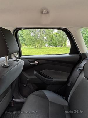 Pelēks Ford Focus 2013 Jelgava, ar dzinēja tilpumu 1.60 L un nobraukumu 123 tūkst. km par 4500 €, foto 11 vietnē AUTOMOTO.COM.LV