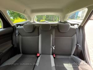 Pelēks Ford Focus 2013 Jelgava, ar dzinēja tilpumu 1.60 L un nobraukumu 123 tūkst. km par 4500 €, foto 13 vietnē AUTOMOTO.COM.LV