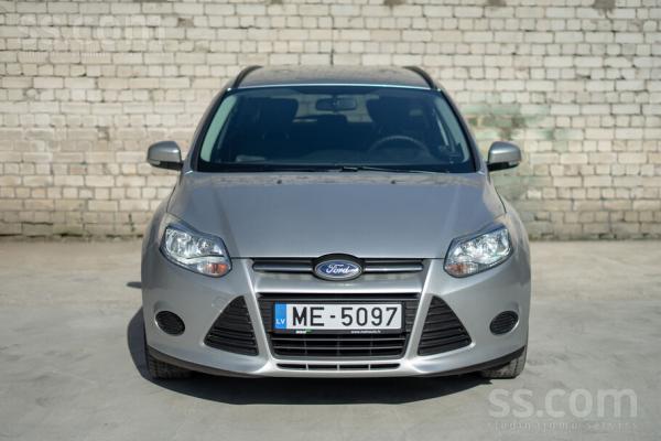 Grey Ford Focus 2013 in Liepaja, with an engine capacity of 1.60 L and mileage of 255 thousand km for 2500 €, photo 2 on AUTOMOTO.COM.LV