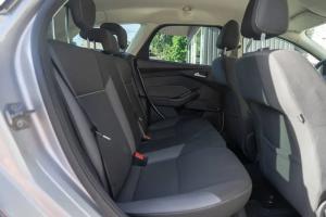 Pelēks Ford Focus 2013 Liepāja, ar dzinēja tilpumu 1.60 L un nobraukumu 255 tūkst. km par 2500 €, foto 24 vietnē AUTOMOTO.COM.LV