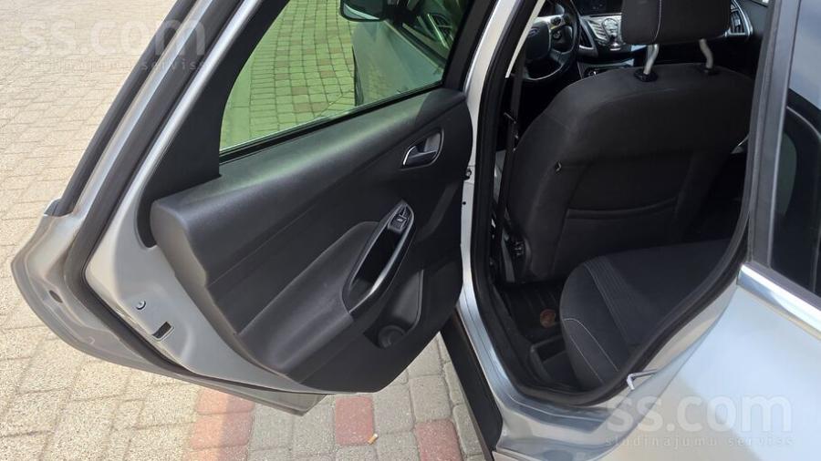 Pelēks Ford Focus 2013 Talsi, ar dzinēja tilpumu 1.60 L un nobraukumu 315 tūkst. km par 4290 €, foto 11 vietnē AUTOMOTO.COM.LV