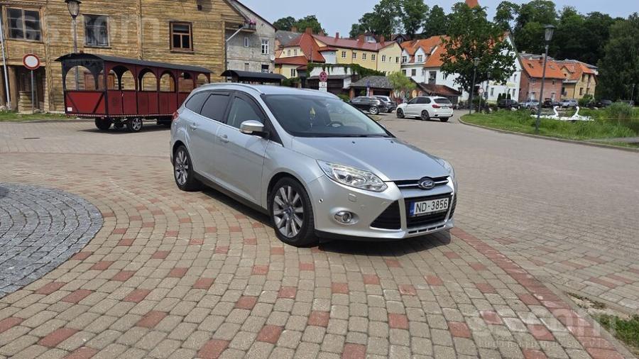 Pelēks Ford Focus 2013 Talsi, ar dzinēja tilpumu 1.60 L un nobraukumu 315 tūkst. km par 4290 €, foto 17 vietnē AUTOMOTO.COM.LV