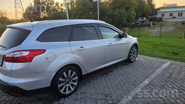 Pelēks Ford Focus 2013 Talsi, ar dzinēja tilpumu 1.60 L un nobraukumu 315 tūkst. km par 3800 €, foto 7 vietnē AUTOMOTO.COM.LV