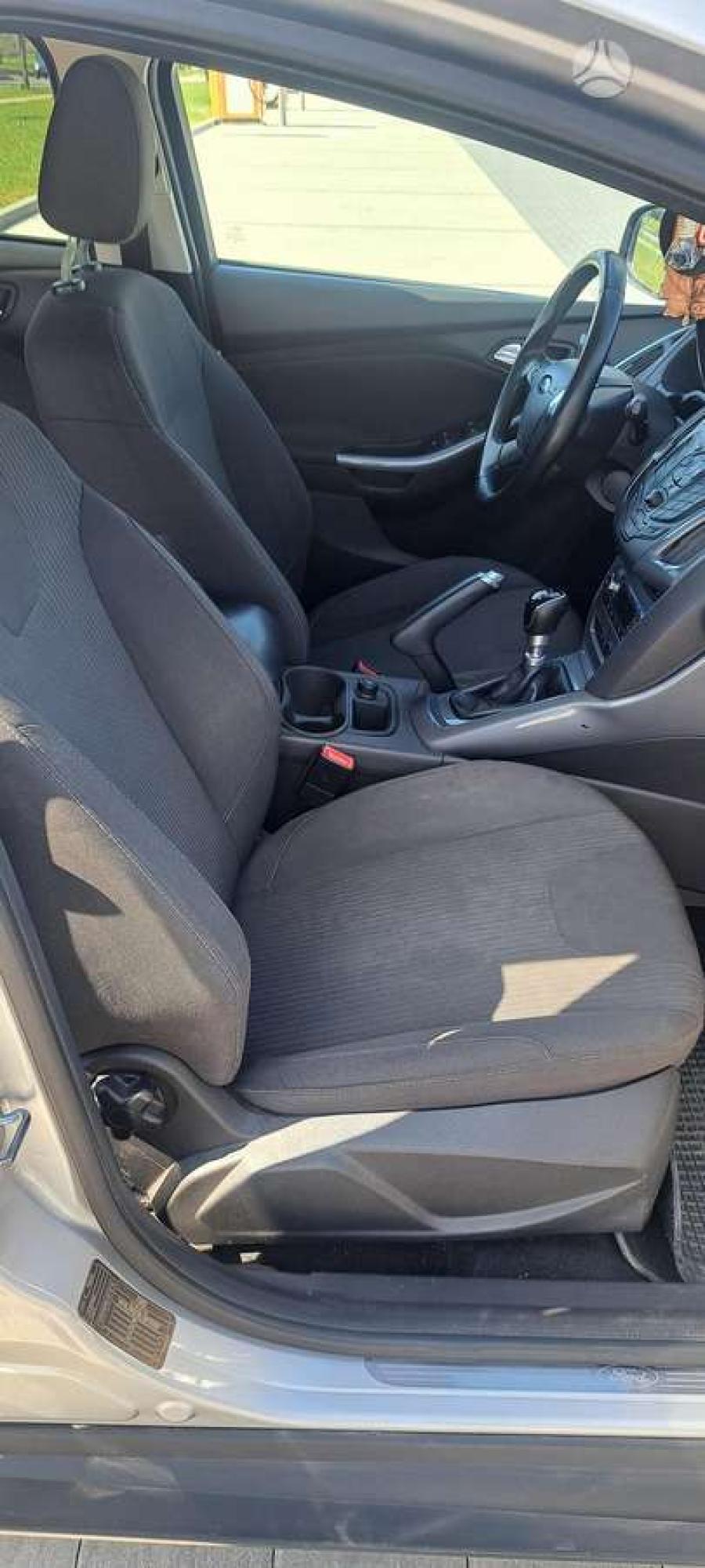 Grey Ford Focus 2013 in Siauliai, with an engine capacity of 1.00 L and mileage of 200 thousand km for 3900 €, photo 6 on AUTOMOTO.COM.LV