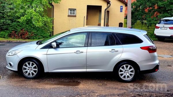 Серый Форд Фокус 2013 в Цесис, объемом двигателя 1.60 л и пробегом 243 тыс. км за 2900 €, фото 9 на AUTOMOTO.COM.LV