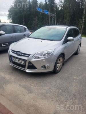 Pelēks Ford Focus 2013 Aizkraukle, ar dzinēja tilpumu 1.60 L un nobraukumu 391 tūkst. km par 1500 €, foto 3 vietnē AUTOMOTO.COM.LV
